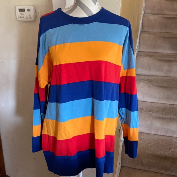 LuLaRoe | Tops | Xl Lularoe Hannah Sweatshirtnavy Trimmed With Gold Red ...